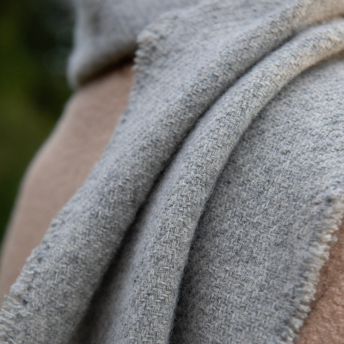 Grey Lambswool Scarves – macgeecloth